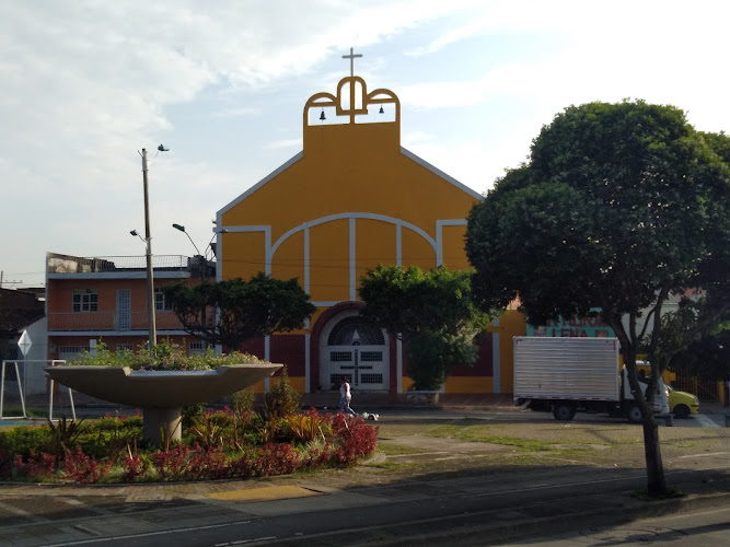 Iglesia Santísima Trinidad - Destino religioso en Cali