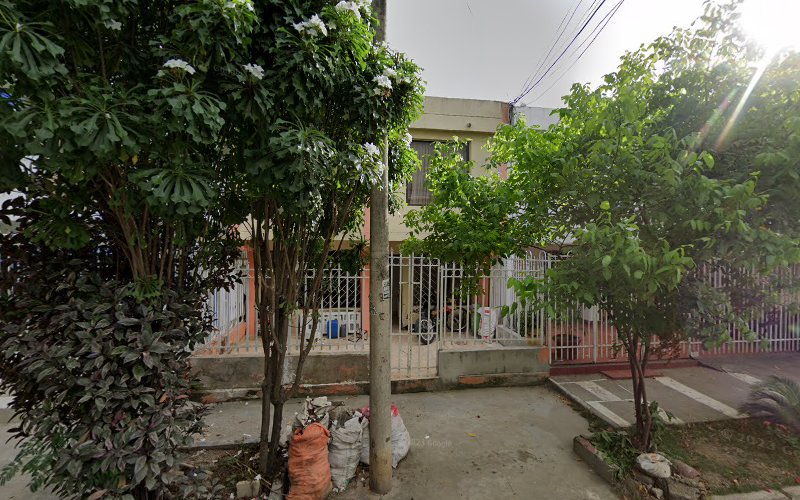 Pharma Plus Drogueria - Farmacia en Cartagena